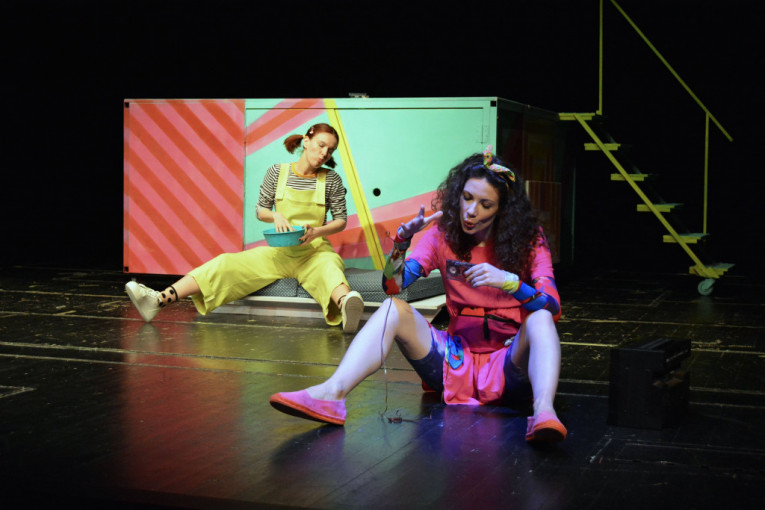 Ćerka Buleta Goncića režirala predstavu: TATI JE NAJVAŽNIJE DA SAM SREĆNA!