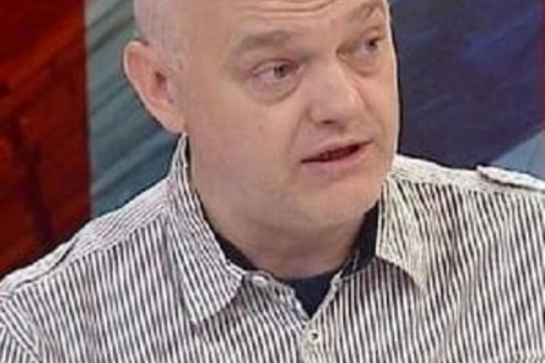 (FOTO) ZAVELA OČEVOG KOLEGU I NAPUSTILA SRBIJU! Ovako izgleda lepa Jana ...