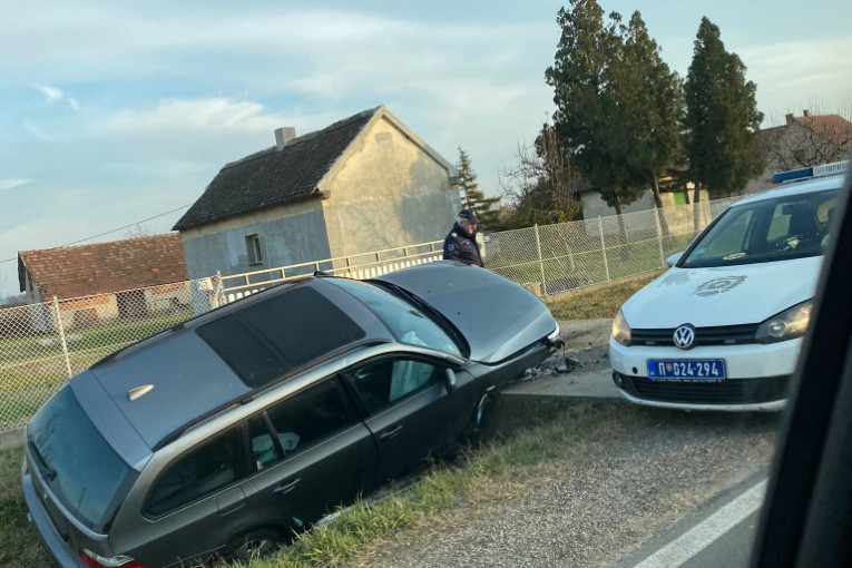Saobraćajna nesreća kod Stepojevca (FOTO)