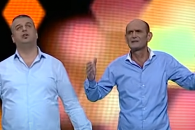Goci ga nije PREBOLEO! Čuvam Lazine poruke, sam sam na sceni, stalno se ...