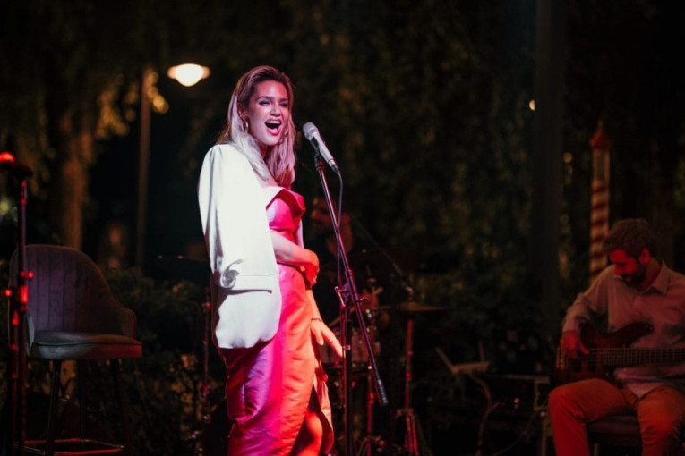 Magično veče u restoranu Venecija o kojem priča ceo grad!