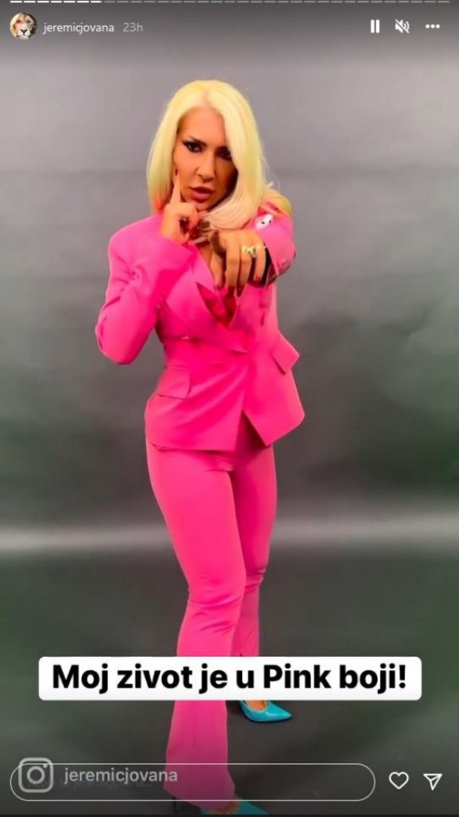 JOVANA JEREMIĆ OTKRILA KOLIKO ZARAĐUJE! Voditeljka se pohvalila SKUPOCENIM cipelama, pa priznala ...