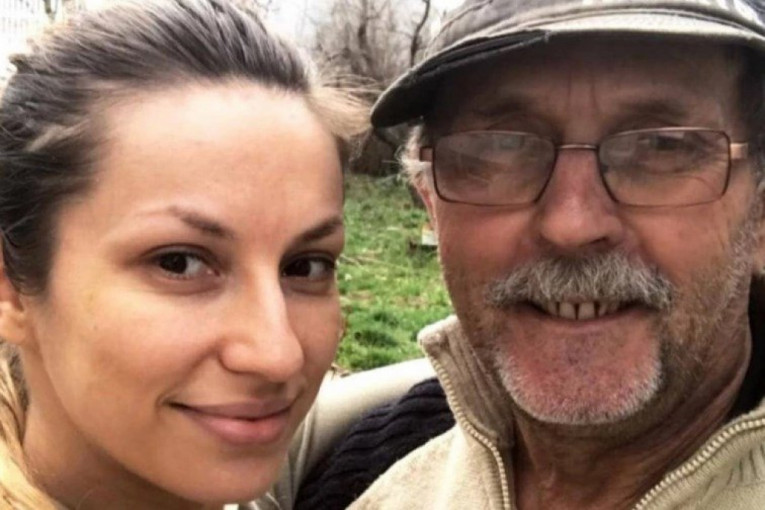 RADA MANOJLOVIĆ POKRENULA NOVI BIZNIS SA OCEM: Pevačica vrca med, ulaže ...