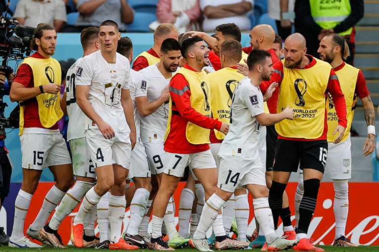 SAMOUBILIAČKI potez fudbalera Srbije u Kataru! (VIDEO)