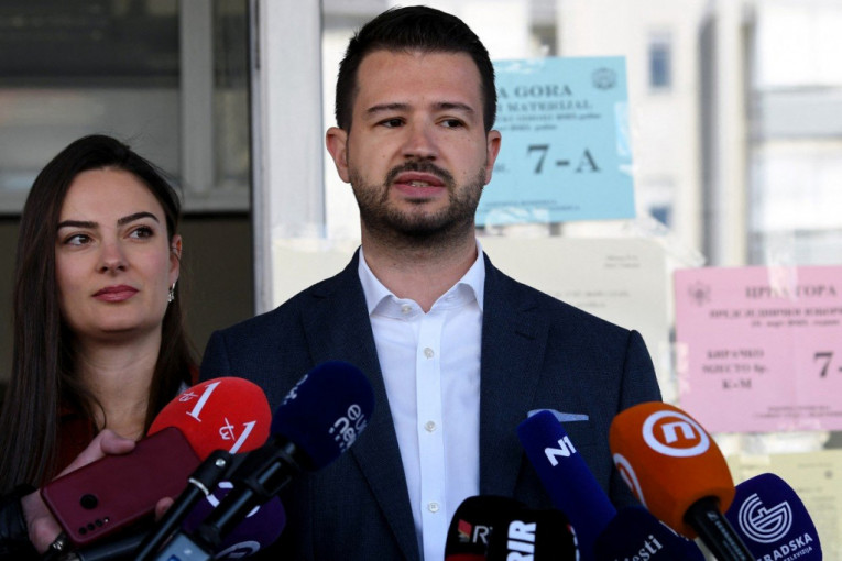 KO JE ŽENA JAKOVA MILATOVIĆA? Ovo je supruga novog crnogorskog predsednika: Milena mu je rodila ...