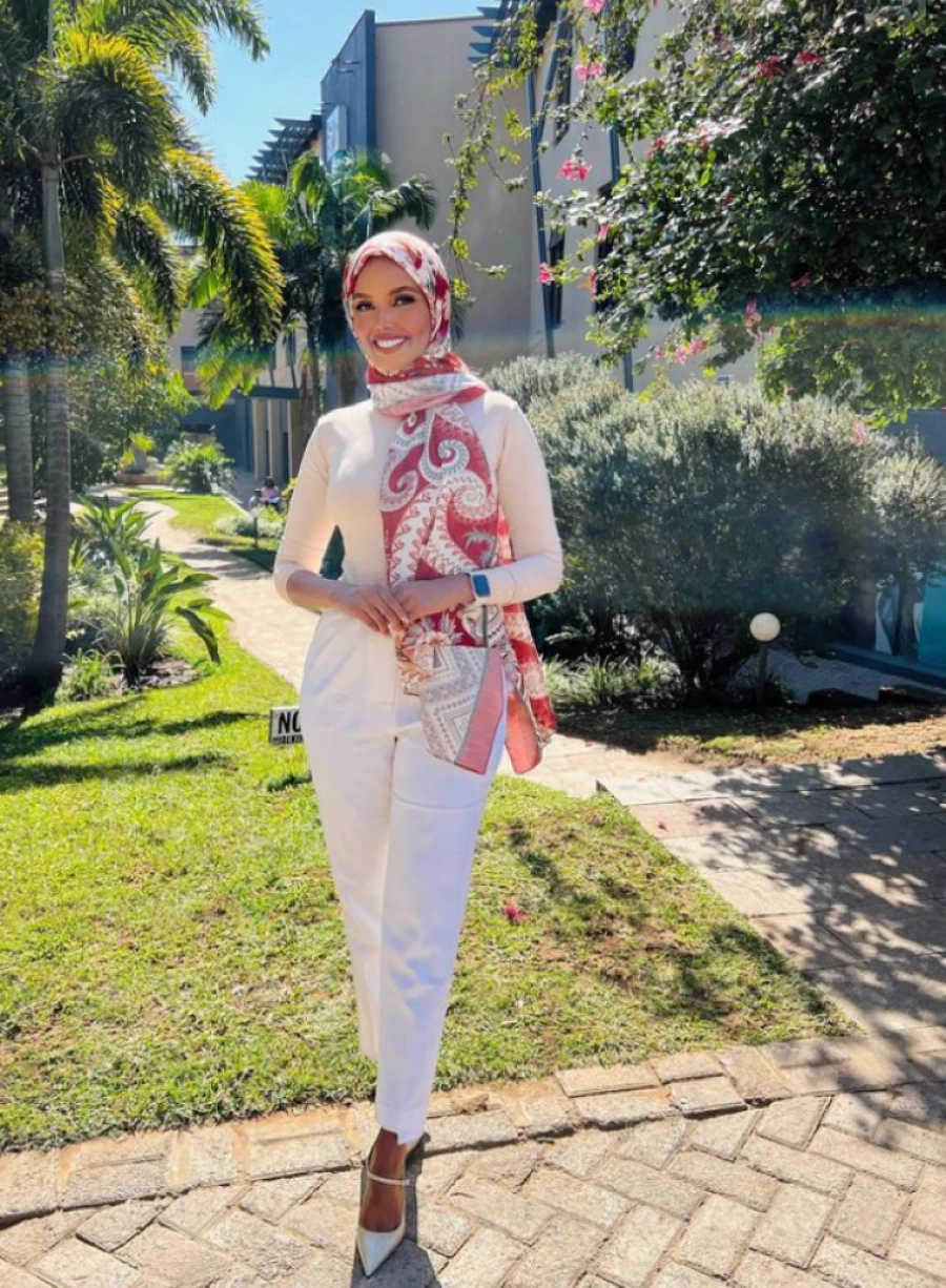 OVAKO IZGLEDA MUSLIMANKA KOJA NIKADA NIJE SKINULA HIDŽAB SA GLAVE ...