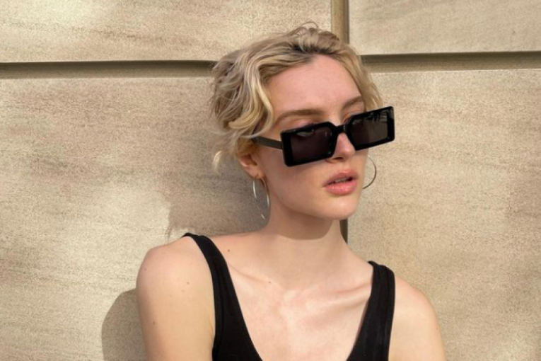 POKAZALA DEČKA, A SVI U NEVERICI GLEDAJU SAMO U JEDAN DETALJ: Napali je ...