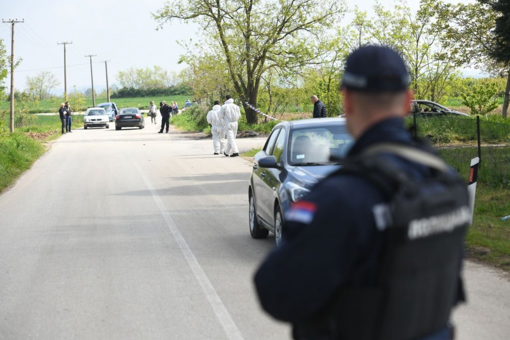 JEZIVO! NA OVOM MESTU JE UBICA ZAPOČEO SVOJ KRVAVI PIR! Na spomeniku ...