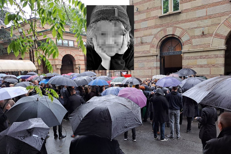 PRERANO SI OTIŠLA! ČUVAJ ME ODOZGO: Jecaji na Novom groblju, prijatelji ...