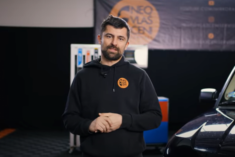 MIRKO RAŠIĆ IZVRŠIO SAMOUBISTVO! Poznati jutjuber se obesio u garaži!