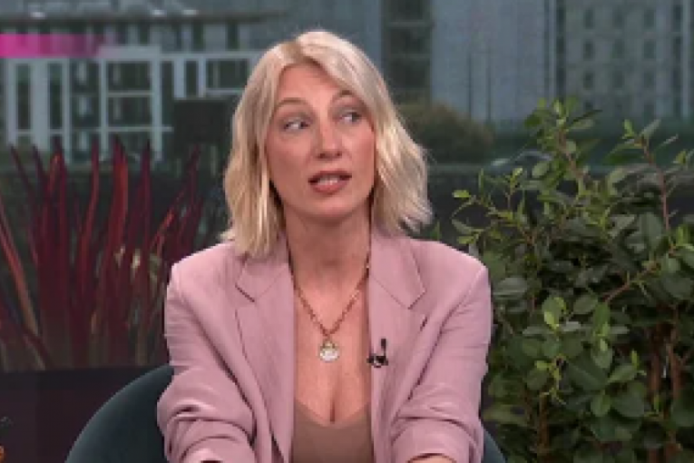 ANA STANIĆ KRILA RAZVOD: Pevačica sve negirala, dok nije ISPLIVAO I ...