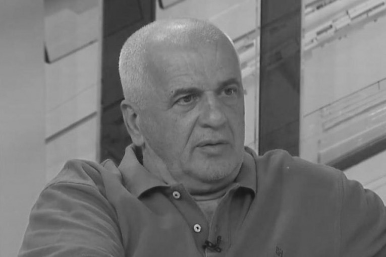 ZBOG NJEGOVE SMENE SU PROTESTOVALI RODITELJI I DECA: Preminuo direktor ...