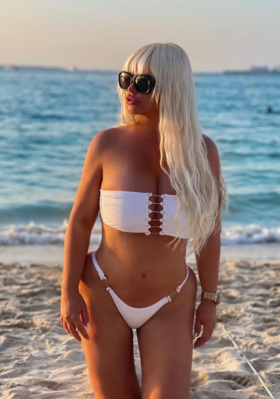 DARA BUBAMARA POKAZALA KAKO DO NJENIH OBLINA: Odradila trening na plaži, pa zapušila usta hejterima!