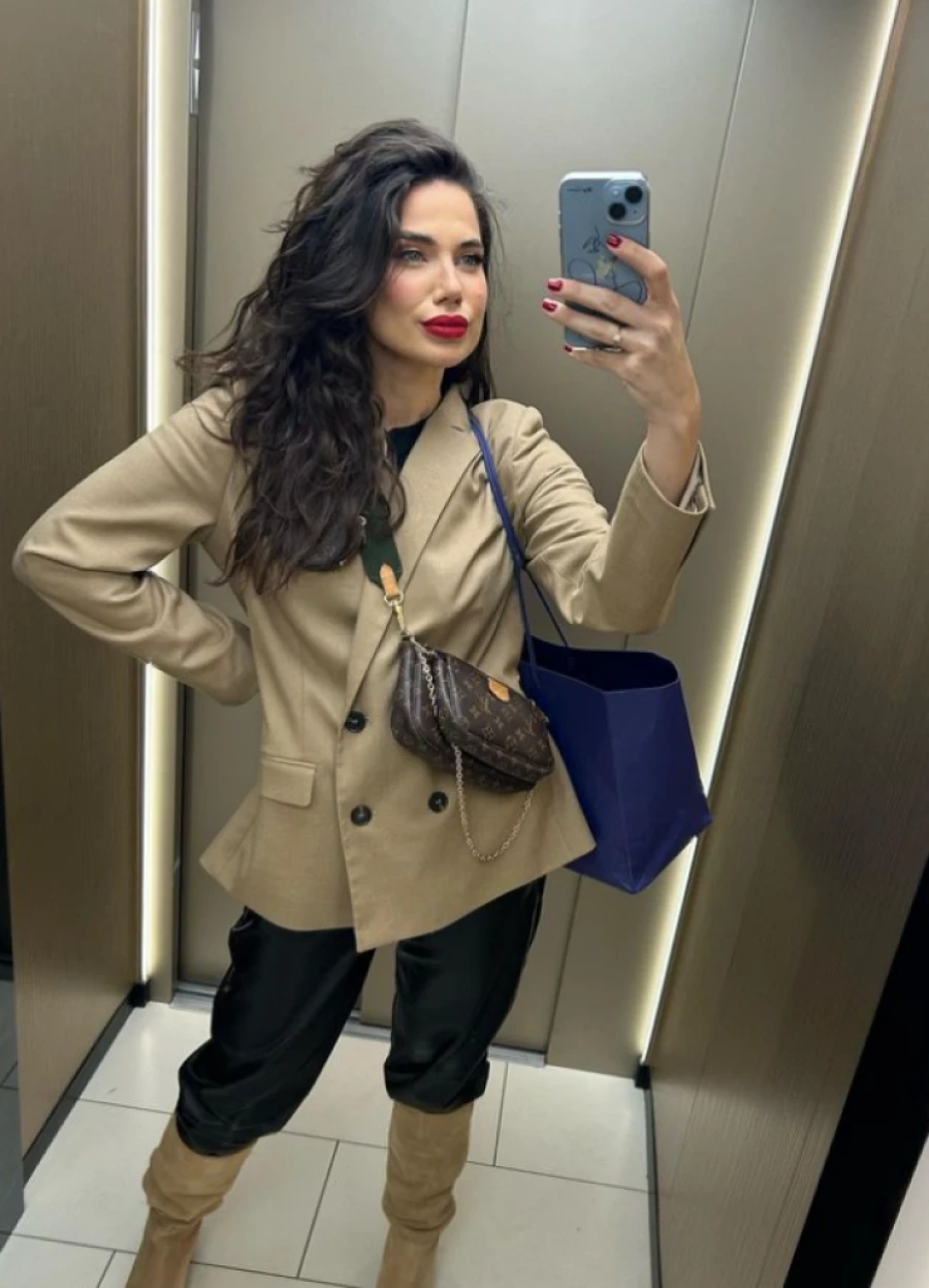 MAJA RADI NA BRODU, A ZA JEDAN BAKŠIŠ MOŽE DA KUPI STAN U BEOGRADU ...