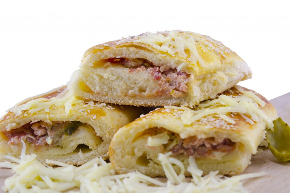 PRAVE PEKARSKE PANCEROTE IZ RERNE: Punjeno pecivo bolje i od SRPSKIH ...