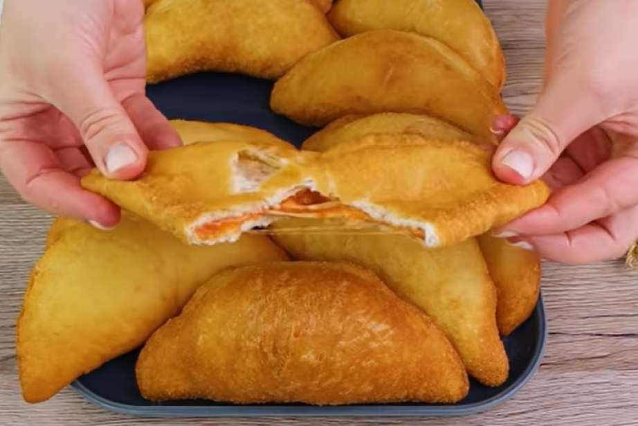 RECEPT ZA DOMAĆE PANCEROTE: Tople i mekane sa PICA nadevom, oduševiće ...