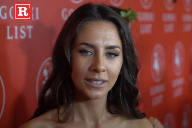 IVANI DUDIĆ SEVNUO DONJI VEŠ: Glumica zaigrala na stolu, zbog ...