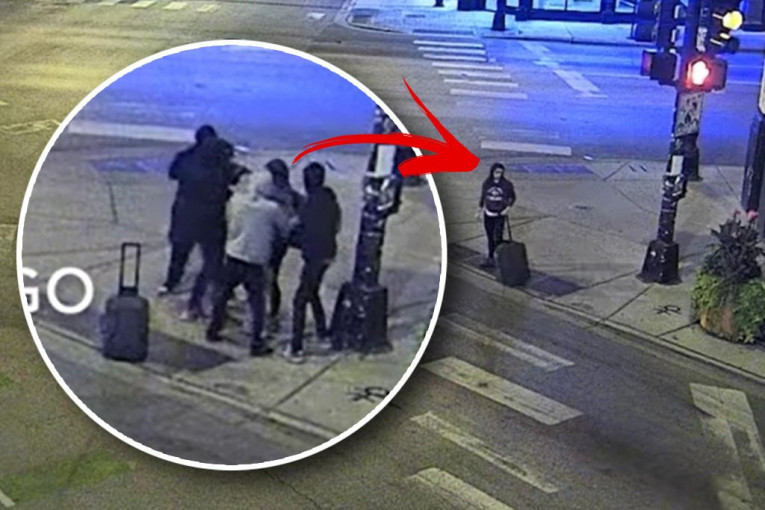 SNIMAK UŽASNE PLJAČKE U CENTRU GRADA! Pogledajte snimak napada na nevinu devojku! (VIDEO)