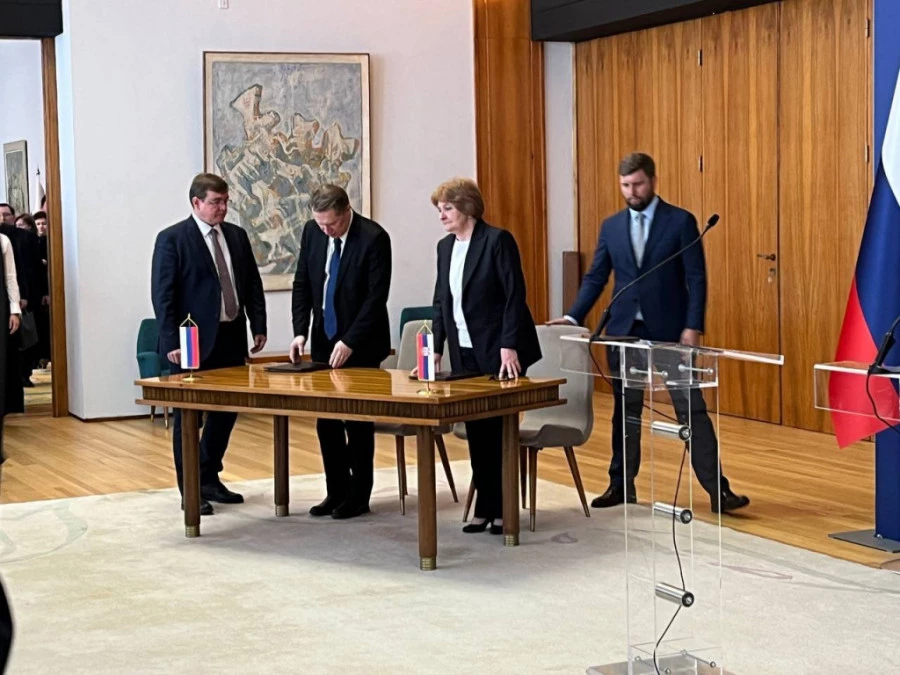 SRPSKO I RUSKO MINISTARSTVO ZDRAVLJA POTPISALI MEMORANDUM O SARADNJI! Grujičić: Ogromna ulaganja ...