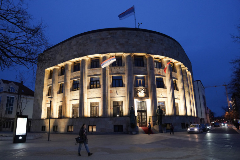 SRPSKA SLAVI POBEDU PUTINA: Banjaluka večeras u bojama ruske zastave