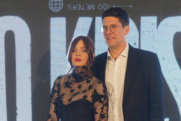 NINA JANKOVIĆ ODBILA INTIMNE SCENE SA BRATOM SVOG SUPRUGA: Svi ga dobro ...