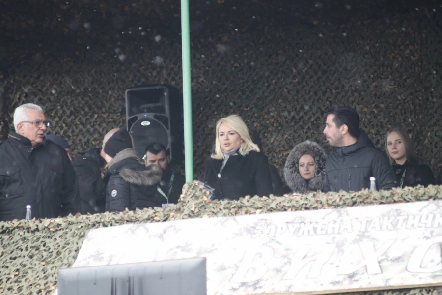 "OVAKO TREBA DA IZGLEDA NAŠA VOJSKA, REORGANIZOVAĆEMO JE! Vučić nakon ...