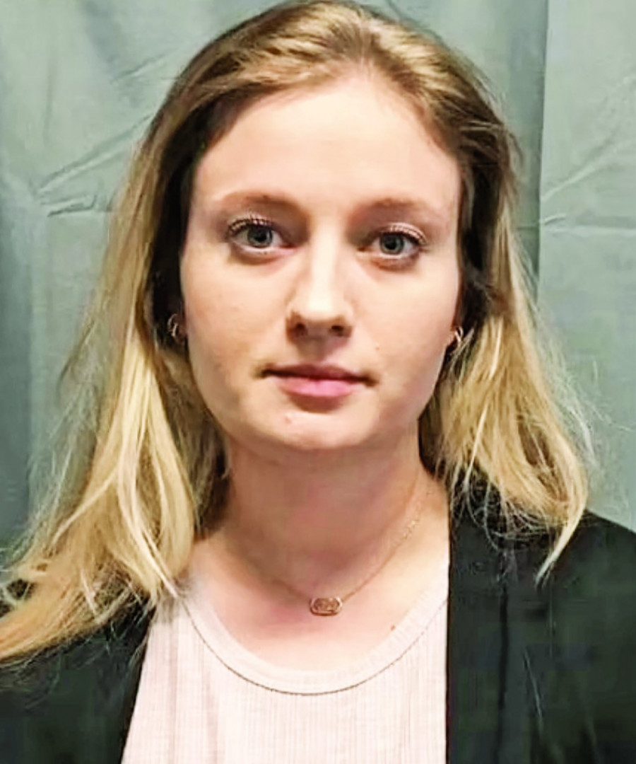 PUME IZ UČIONICE ZAVODE DEČAKE! Uhapšeno 25 razvratnih nastavnica ...