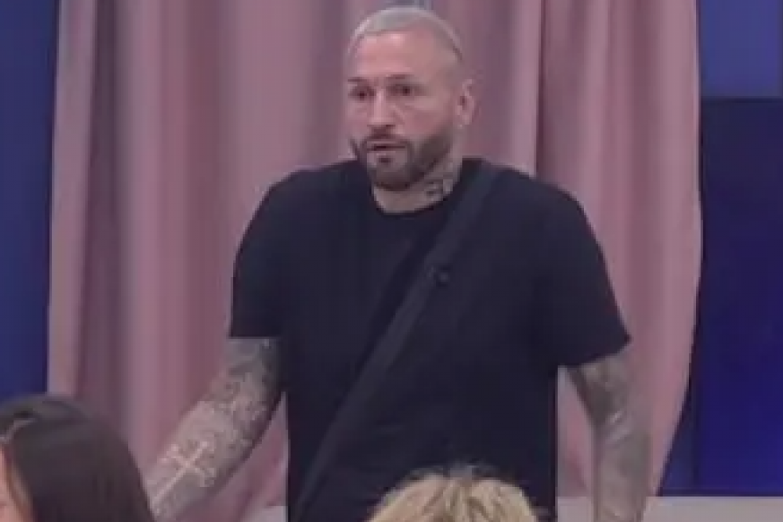 NAJJAČI UDARAC ZA ŠA, REPER DOŽIVEO EMOTIVNI SLOM: Izneta gnusna ...