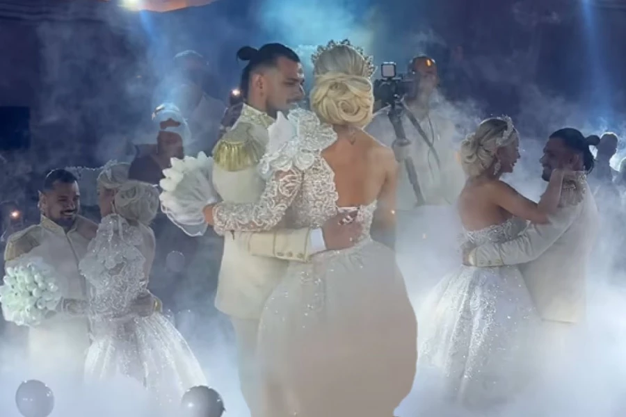 DRAGANA MIRKOVIĆ NA SVADBI BORE I MILICE: Rijaliti par zaigrao PRVI ...