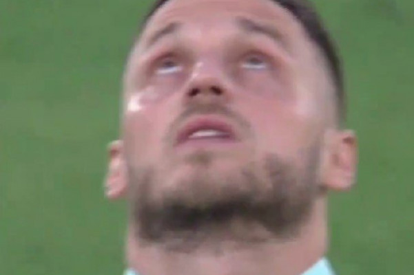 SRBENDA DO KOSKE! Kada su pustili "Bože pravde", Arnautović je uradio ...