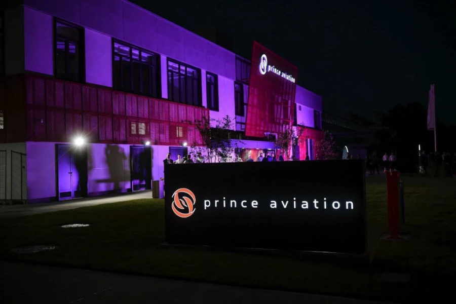 VESIĆ OTVORIO HANGAR AVIO KOMPANIJE "PRINCE AVIATION": Događaju ...