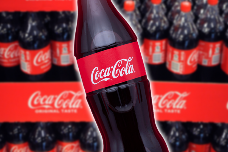 UZBUNA U KOMŠILUKU! Koka-kola sa metalom isporučena na tržište nadomak ...