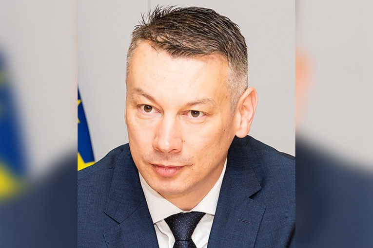 NENAD NEŠIĆ PODNEO OSTAVKU NA MESTO MINISTRA BEZBEDNOSTI BIH! Oprostio ...
