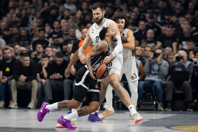 PARIŽANE PROGUTALO GROTLO ARENE: Preokret Partizana - na krilima ...