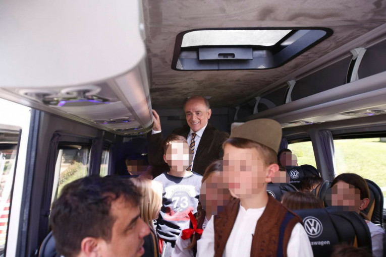 OTVOREN NOVI KONKURS MINISTARSTVA ZA BRIGU O SELU: Za kupovinu ...
