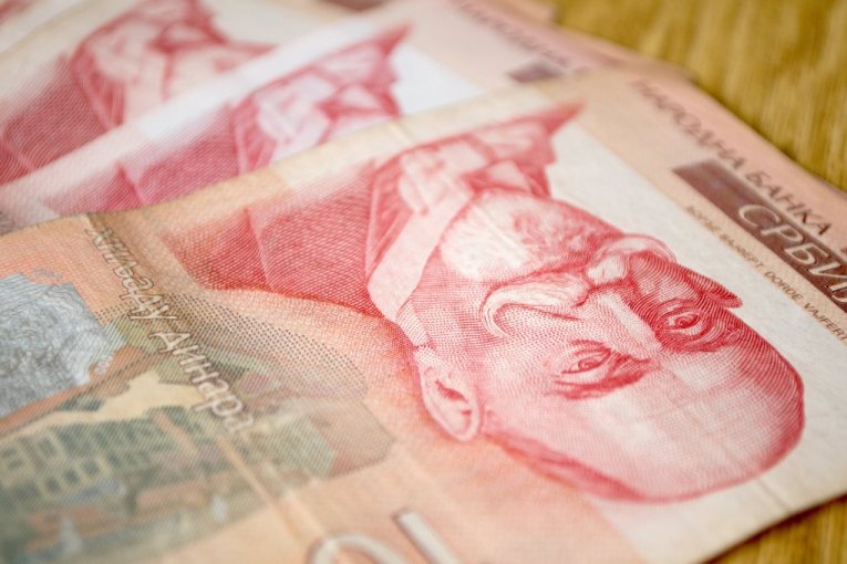 OBJAVLJENA NAJNOVIJA KURSNA LISTA NBS: Dinar stabilan, evo kako se ...