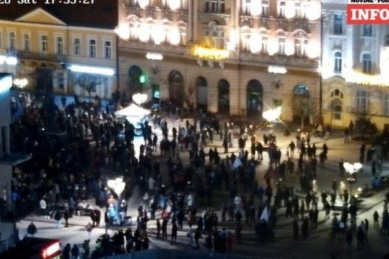 PROPAO PROTEST U NOVOM SADU! Blokaderi najavljivali "masovan" skup, a ...