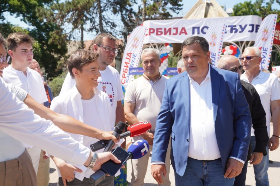 LEP DAN U ZEMUNU: Na manifestaciji "Nekad i sad" predstavljeni planovi ...